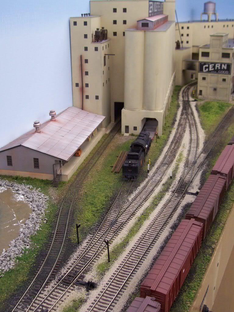 How to Transition Cork Roadbed from Mainline to Yard Tracks? - Layouts and layout building ...